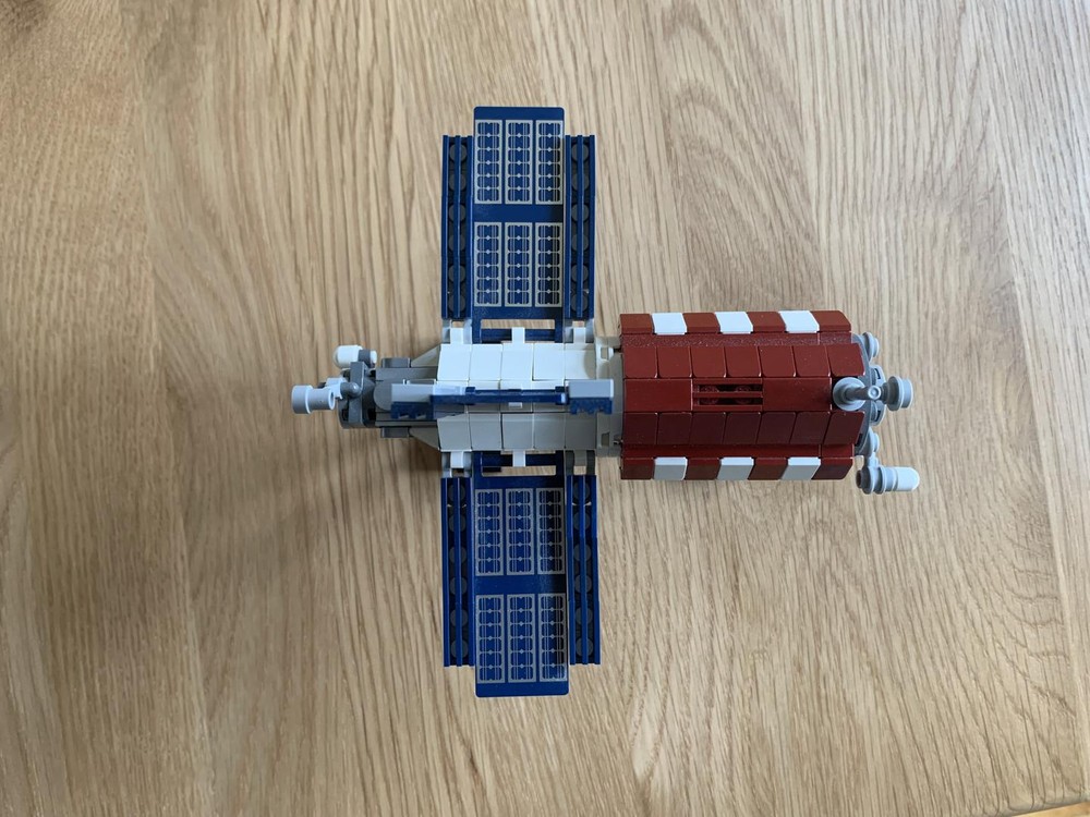 Lego Moc Salyut 7 1110 By Jonhull Rebrickable Build With Lego