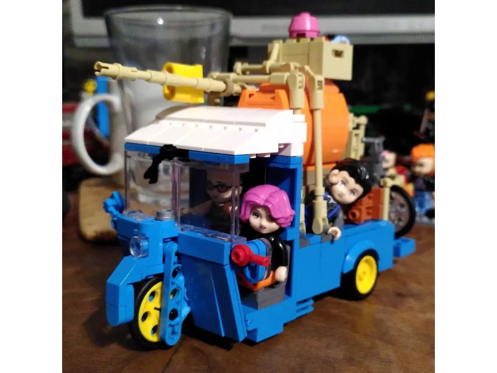 Lego Moc Totoro Moving Tricycle Truck By Ortwin Rebrickable Build