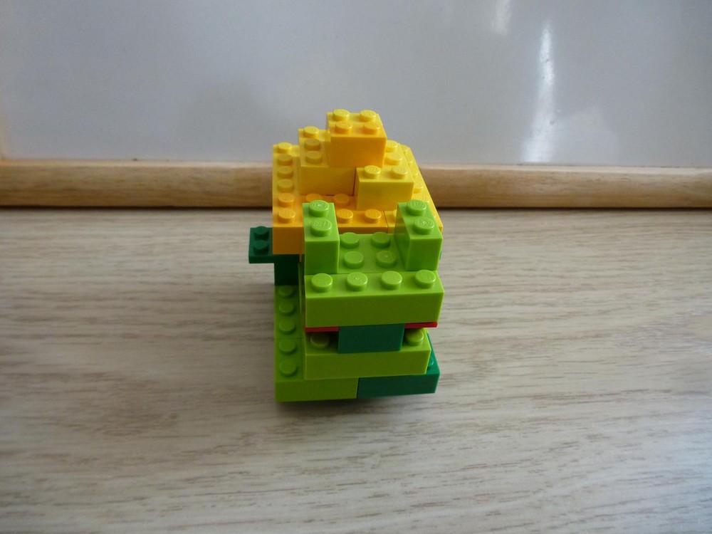 LEGO MOC Shiny Ivysaur pokemon by CornierJungle | Rebrickable - Build ...