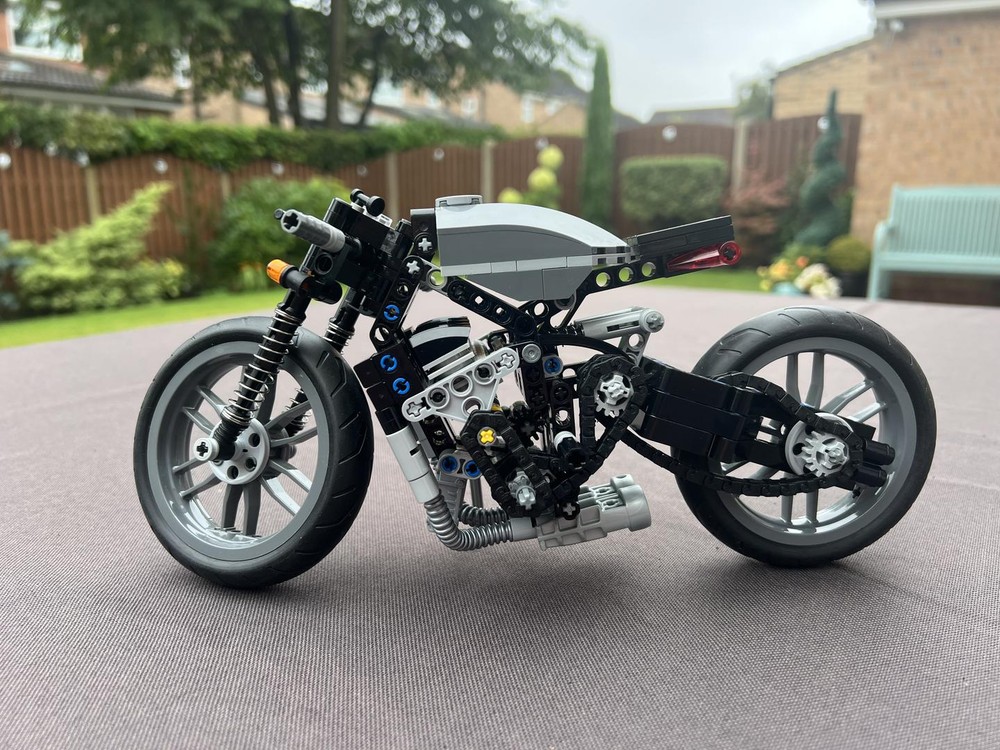 Lego Moc Cafe Racer By S90sml Rebrickable Build With Lego