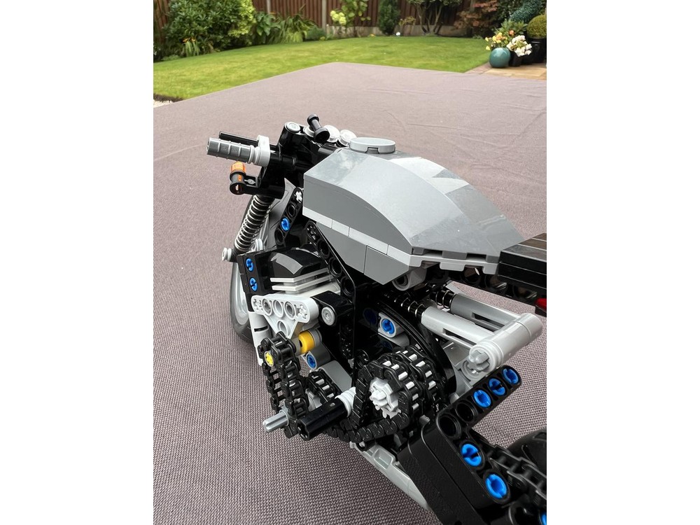 Lego Moc Cafe Racer By S90sml Rebrickable Build With Lego