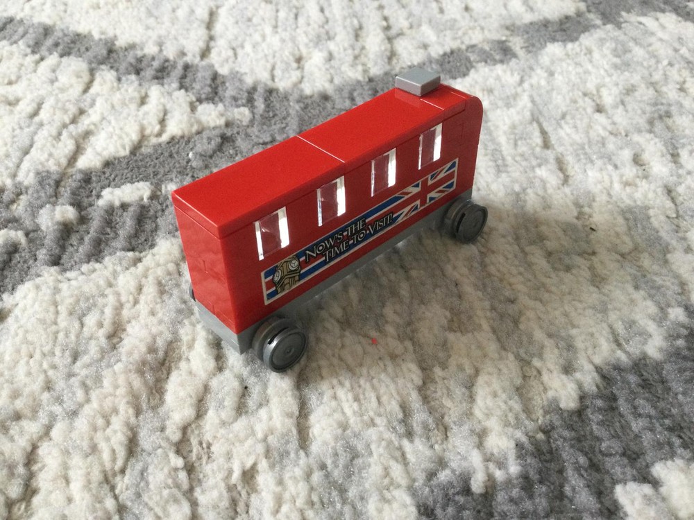 LEGO MOC 40220 train car by JTTong | Rebrickable - Build with LEGO