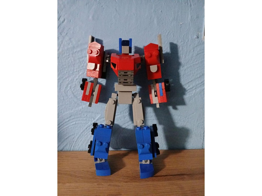 LEGO MOC transformers fall of cybertron optimus prime (TRANSFORMABLE ...
