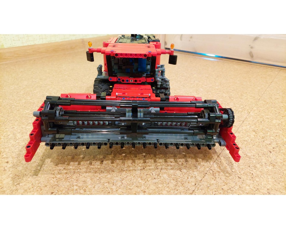 Lego Moc Combine Harvester By Greatbilder Rebrickable Build With Lego