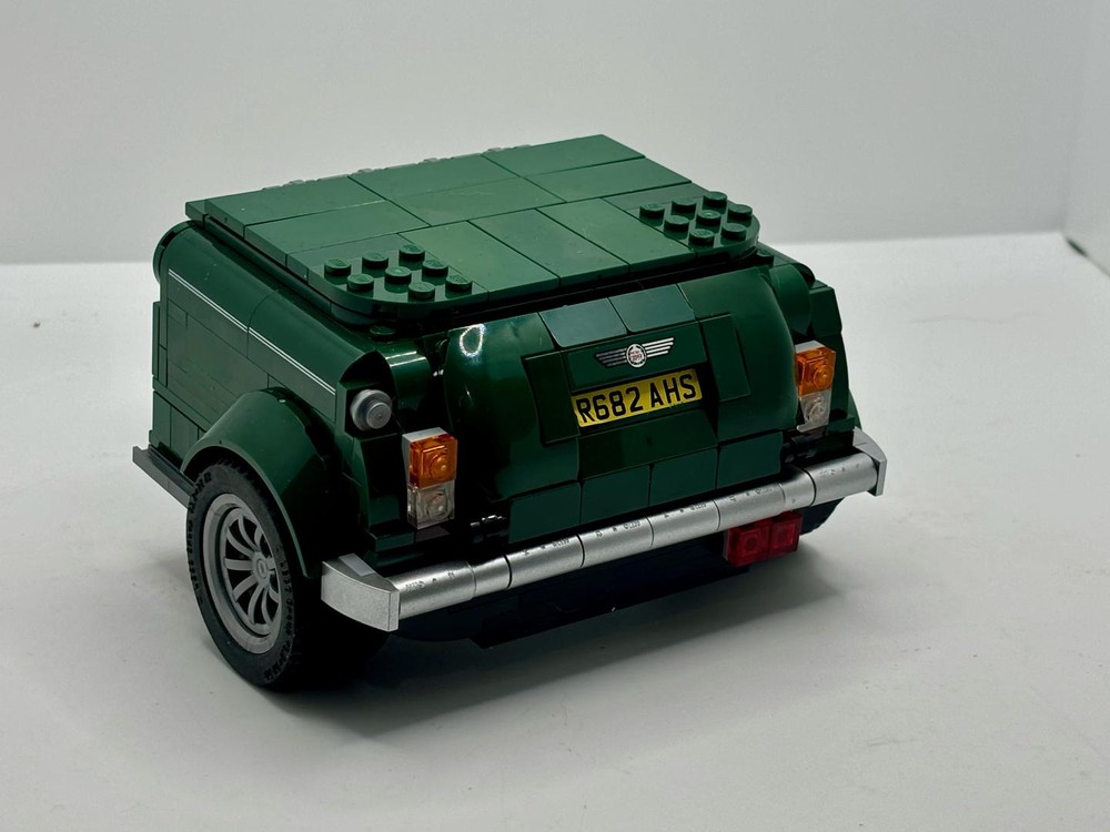 LEGO MOC 10242 Mini half trailer by jameshigson0512 | Rebrickable ...