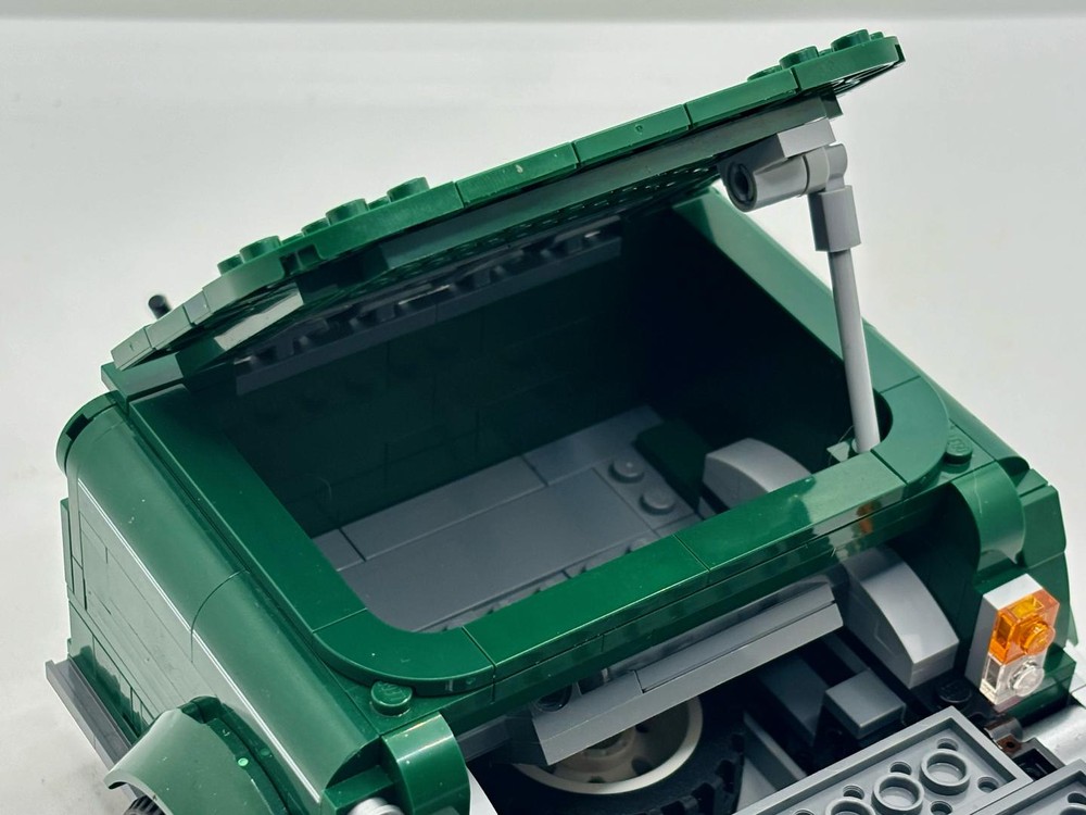 LEGO MOC 10242 Mini half trailer by jameshigson0512 | Rebrickable ...