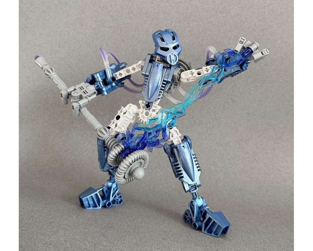 LEGO MOC Chiara Toa of Lightning by Jox_Builds | Rebrickable - Build ...