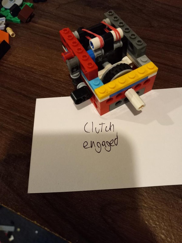 LEGO MOC Hyper-Realistic Clutch by LegoLord1880 | Rebrickable - Build ...