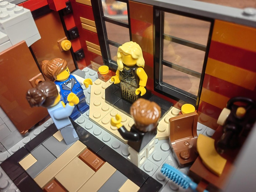 Lego Moc Hair Salon And The Tailor Shop By Yuuerr Rebrickable Build
