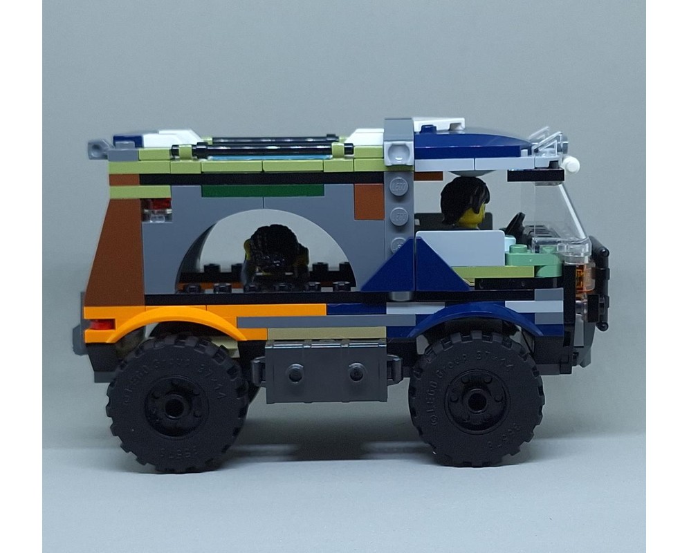 LEGO MOC 60426 Explorer Truck by PeterSzabo | Rebrickable - Build with LEGO