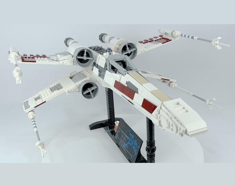 LEGO MOC UCS X Wing Starfighter Red Five Movie Replica by giamax74 ...