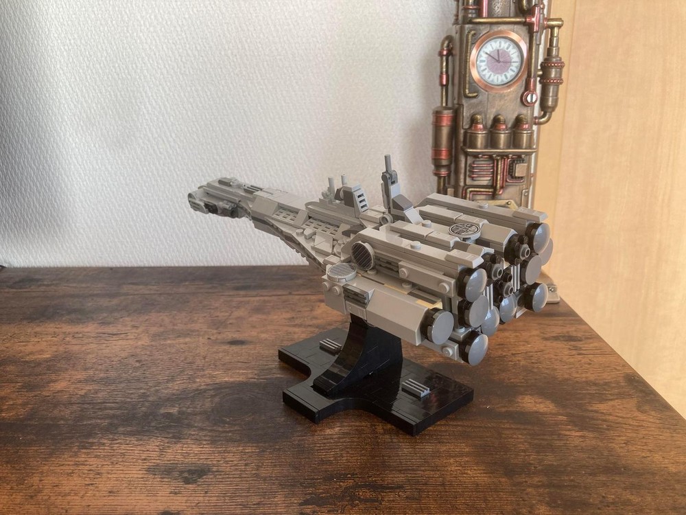 LEGO MOC Galactic Starcruiser Halcyon Midi Scale by CreationCaravan ...