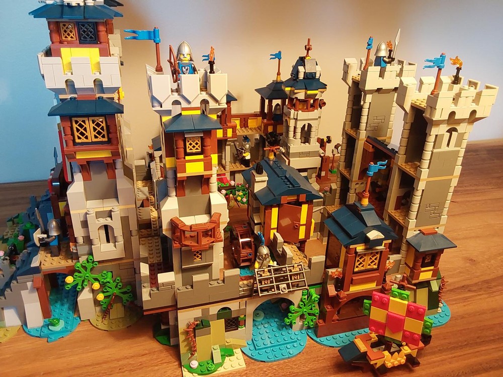 LEGO MOC Black Falcon's Castle Citadel (Complete) by cfricke ...