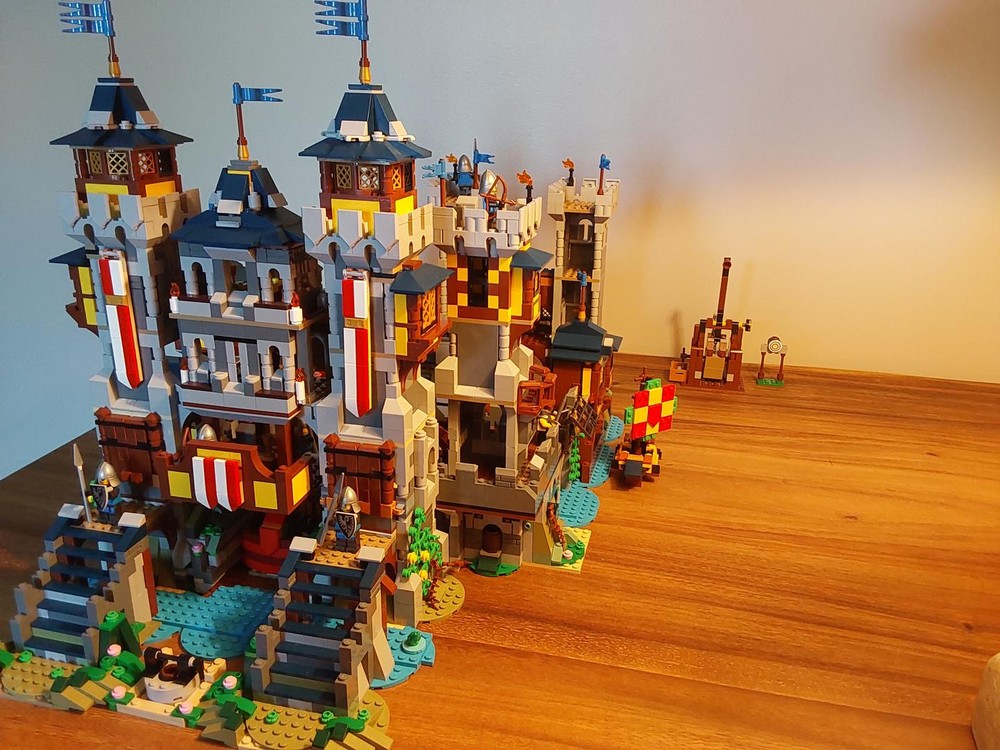 LEGO MOC Black Falcon's Castle Citadel (Complete) by cfricke ...