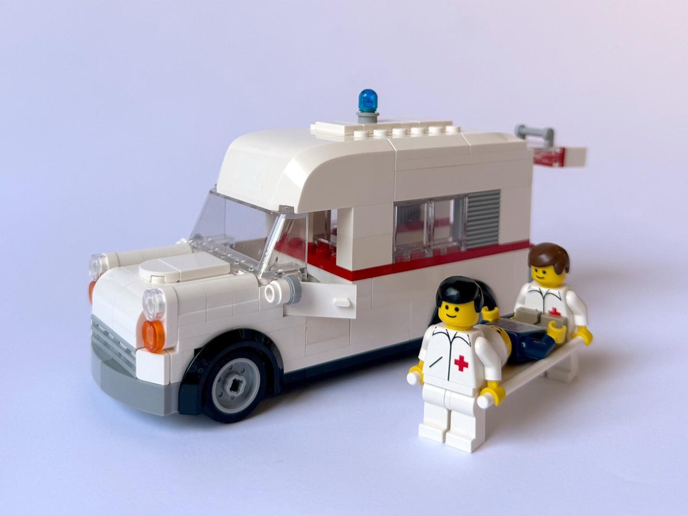LEGO MOC Ambulance by HDbrix | Rebrickable - Build with LEGO