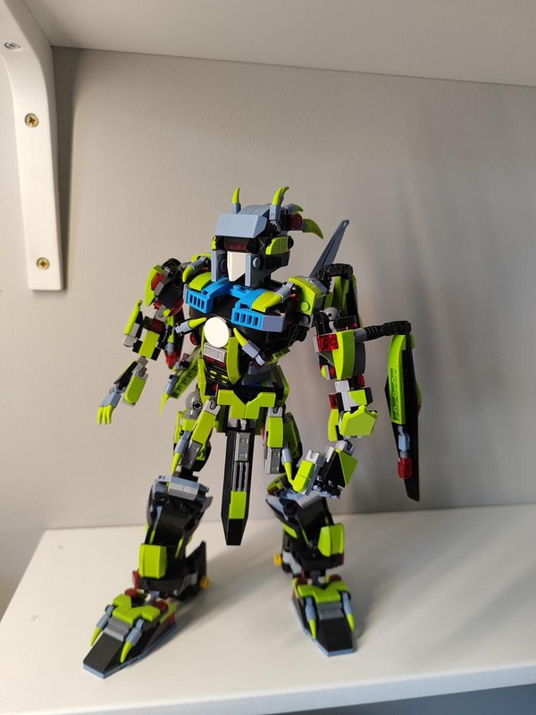 LEGO MOC Mech A.C.R 14-43 Neon Void by Mechynizm | Rebrickable - Build ...