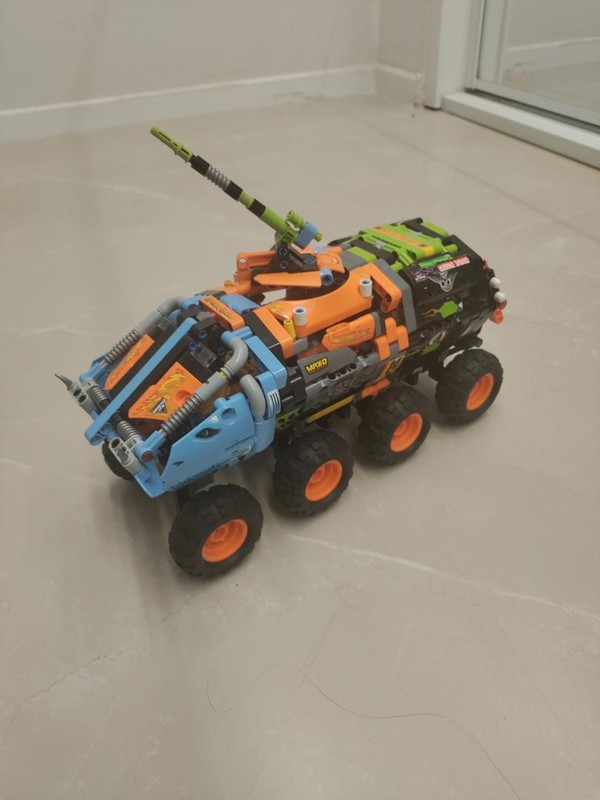 LEGO MOC Monster Jam Alt Build – 8‑wheel Armored Personnel Carrier (APC ...