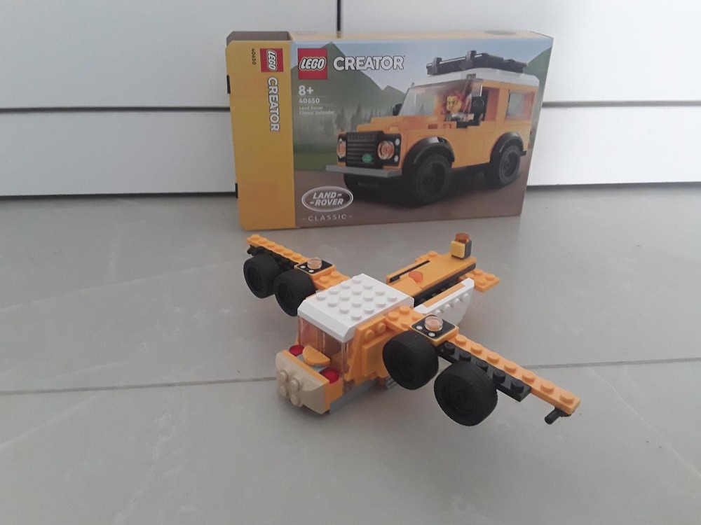 LEGO MOC 40650 - Cargo Plane by LegoOri | Rebrickable - Build with LEGO