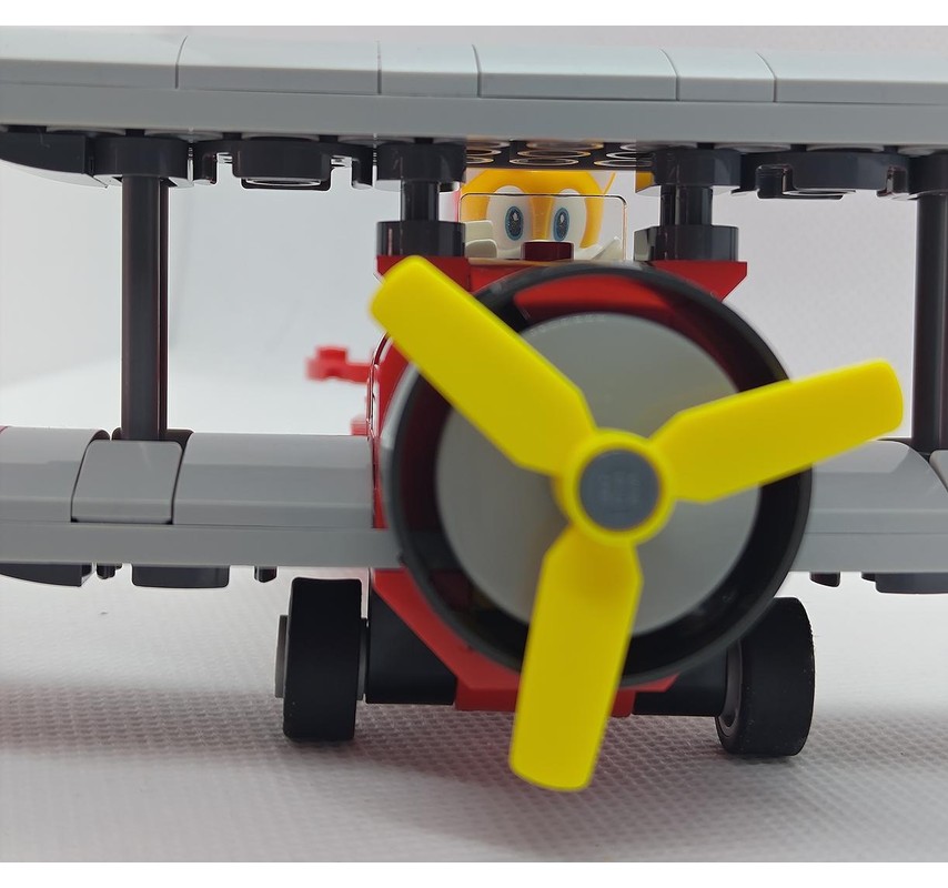 LEGO MOC Tails Biplane Mod by BobTheMadCow | Rebrickable - Build with LEGO