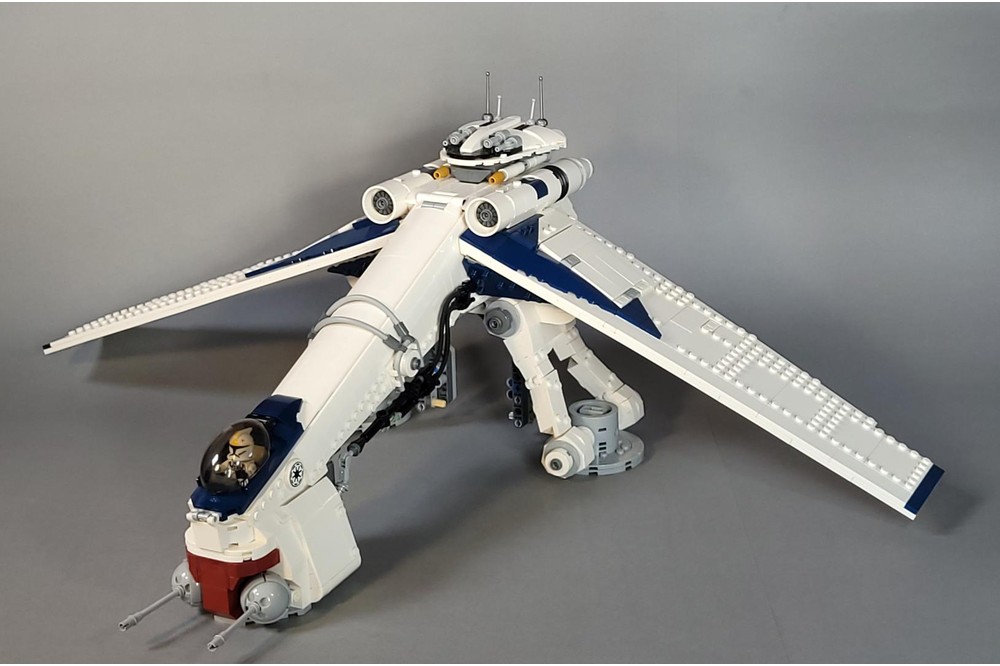 LEGO MOC Republic Dropship by kwiqtkowski_LD | Rebrickable - Build with ...