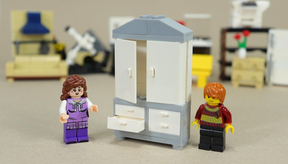 LEGO MOC Wardrobe by bloco_de_ideias | Rebrickable - Build with LEGO