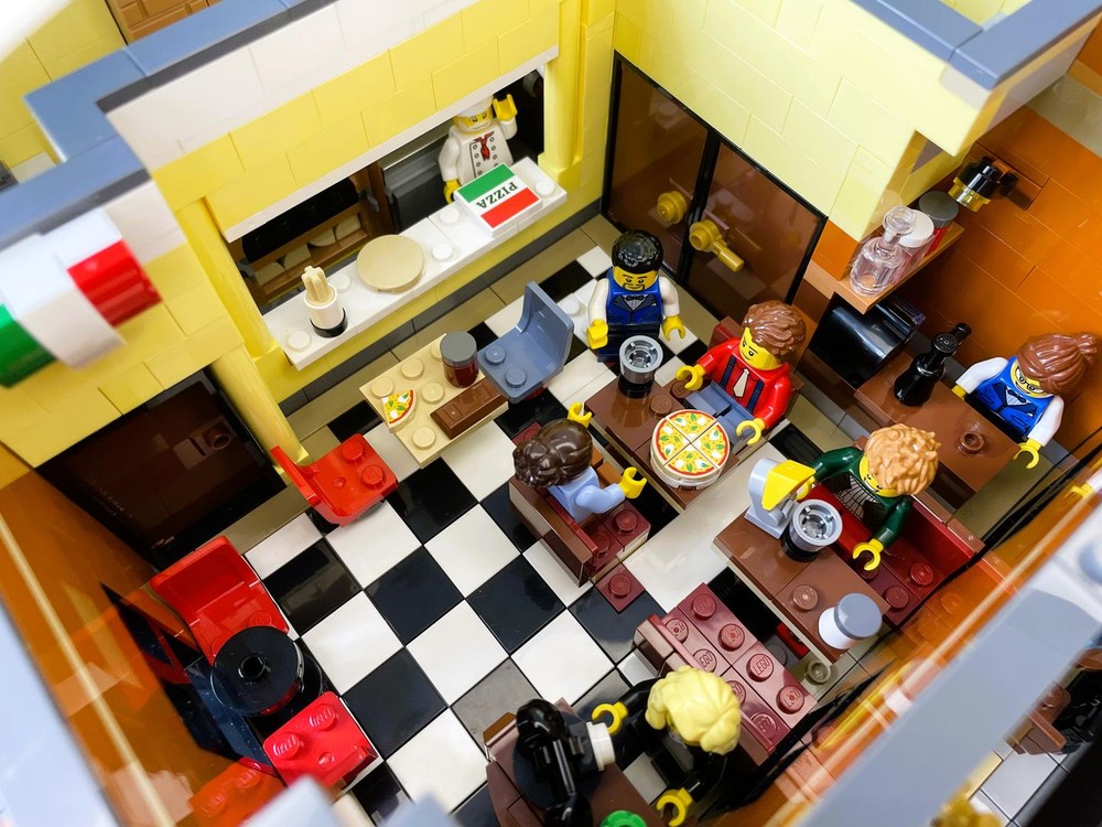 Lego Moc Italian Restaurant Corner Modular Alternate Build Of 10312