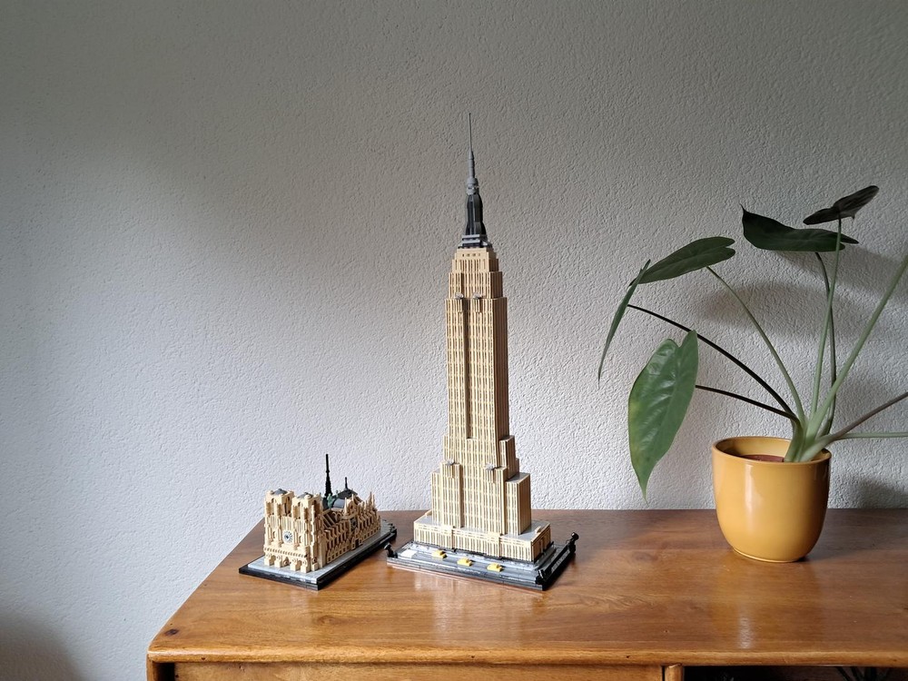 Lego Moc Notre Dame De Paris 1800 By Shelflife Rebrickable Build