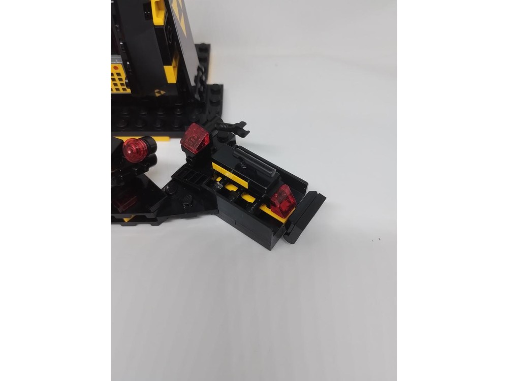 LEGO MOC 40580 Blacktron Command Base by Leibowitz92 | Rebrickable ...
