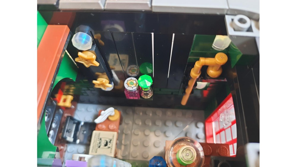 Lego Moc Emerald Emporium By Crimson Coronet Rebrickable Build With