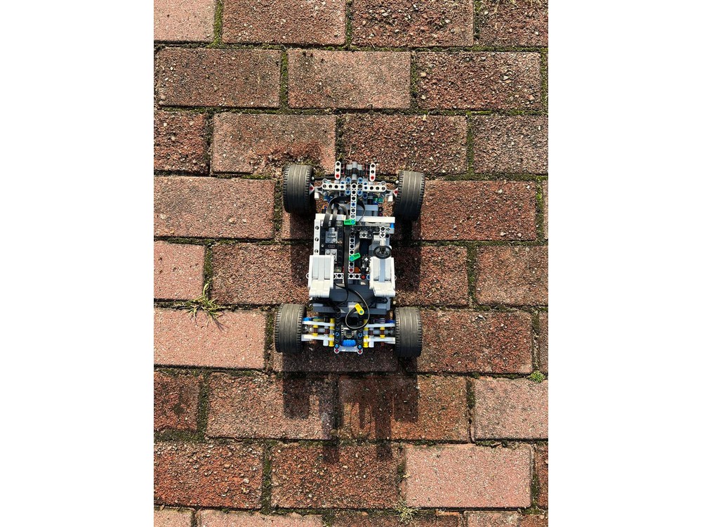 LEGO MOC FAST RC CHASSIS RWD by TECHNIC_RC_GARAGE | Rebrickable - Build ...