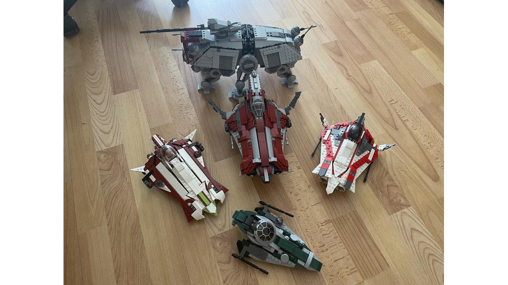 LEGO MOC-193152 Ahsoka Tano's Crimson Angel - 75362 alternative by ...