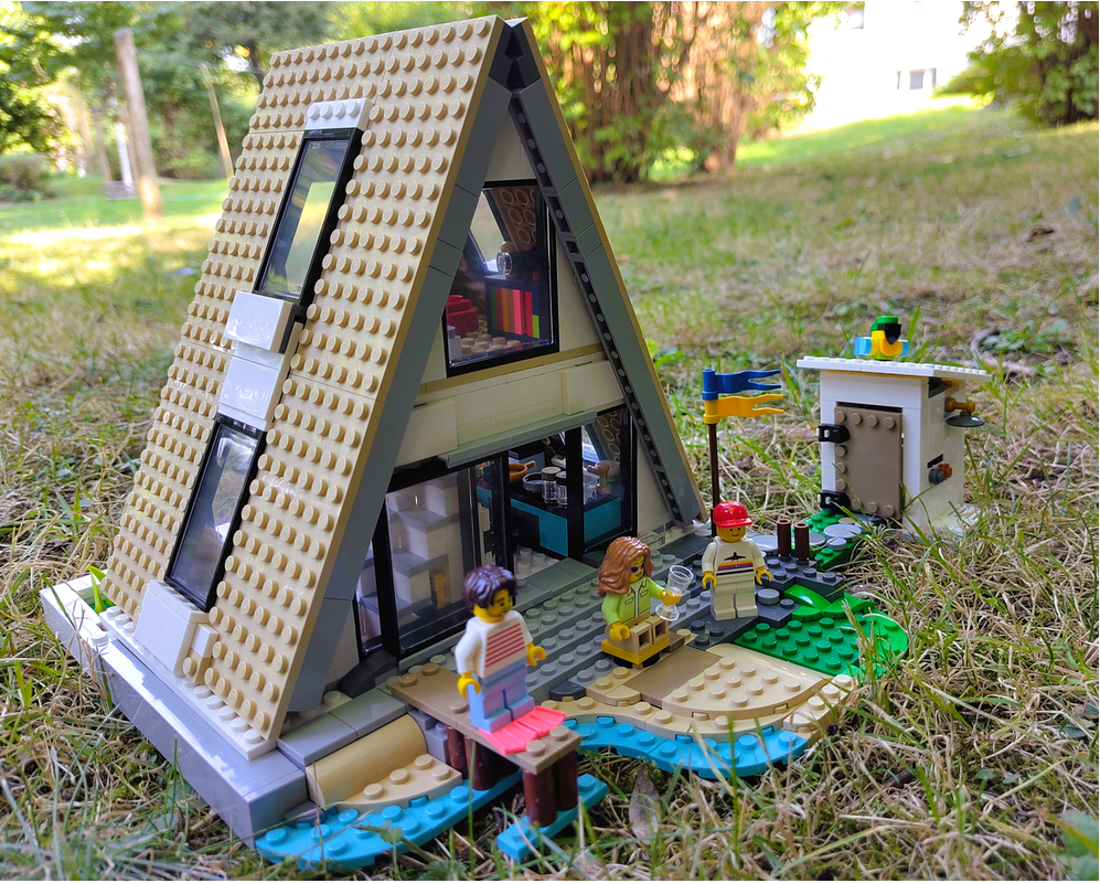 LEGO MOC 31153 A-Frame Cabin by Dafeld | Rebrickable - Build with LEGO