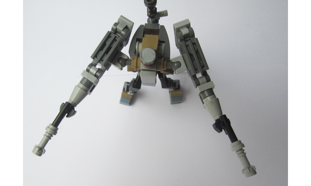 LEGO MOC Assassin Robot: Micro Mech by Parzival2045 | Rebrickable ...