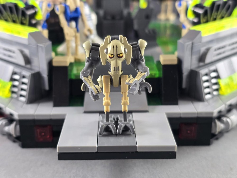 LEGO MOC Diorama Display Stand for 75377 Invisible Hand by Tile-(R)-Tom ...