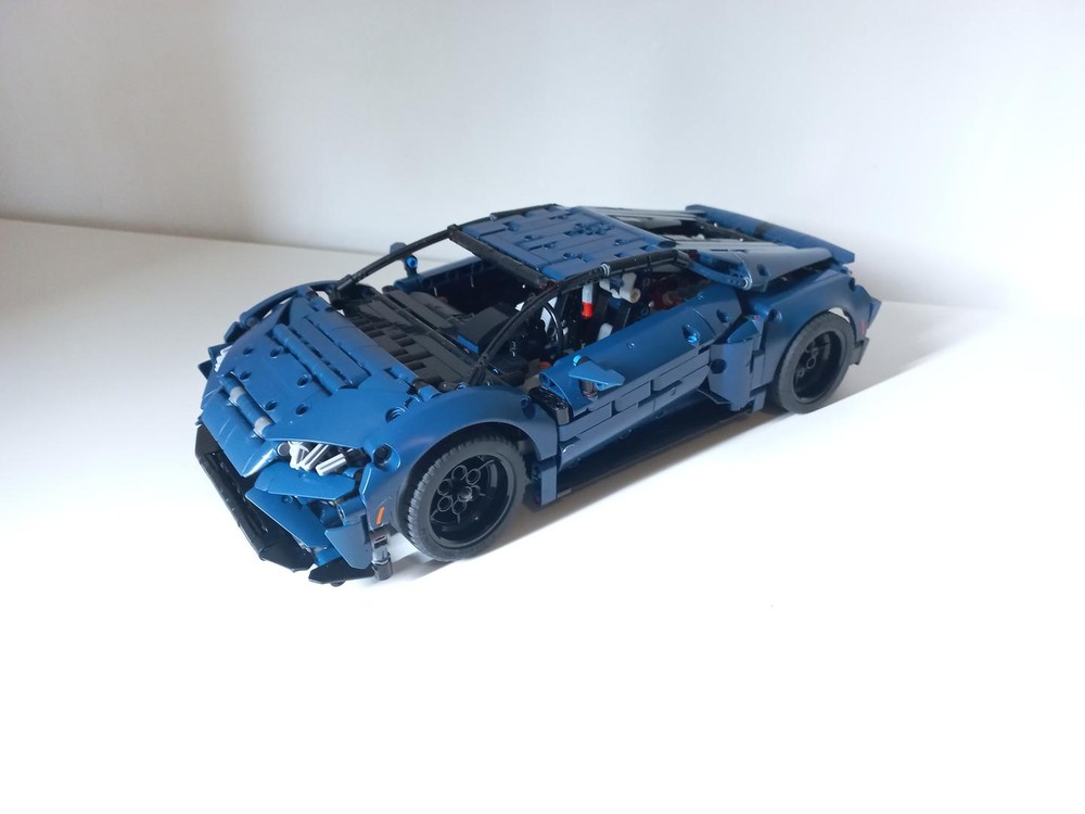 LEGO MOC 42154 Lamborghini Huracan EVO RWD alternate build (working steering wheel) by Marvelous ...