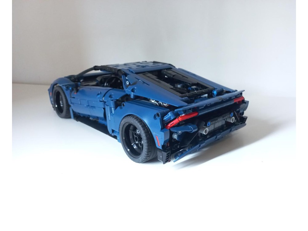 LEGO MOC 42154 Lamborghini Huracan EVO RWD alternate build (working steering wheel) by Marvelous ...