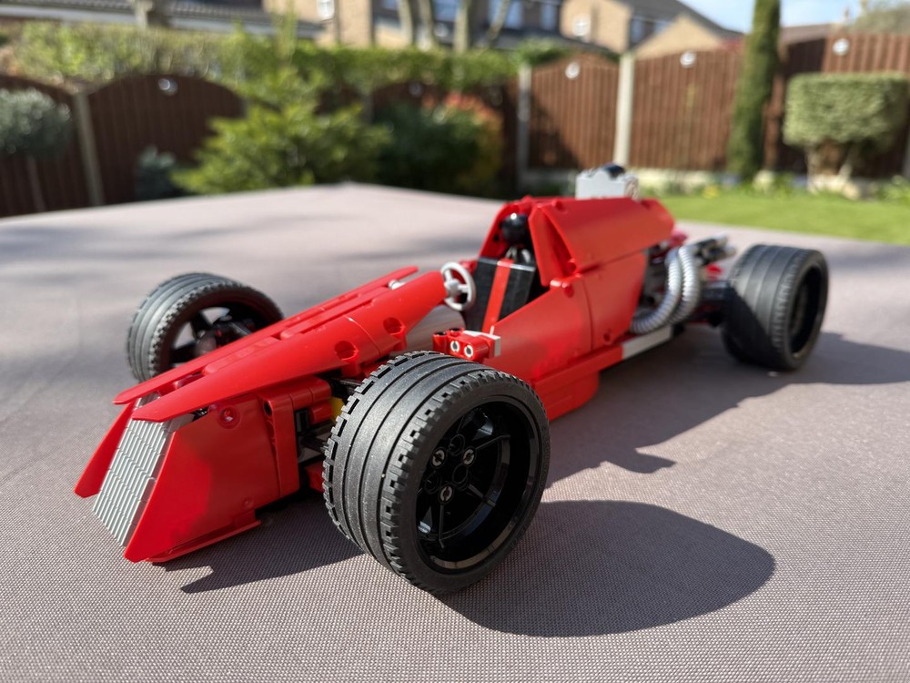 LEGO MOC-193603 Vintage F1 by s90sml | Rebrickable - Build with LEGO