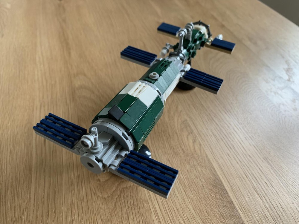 Lego Moc Salyut 1 Docking 1110 By Jonhull Rebrickable Build With