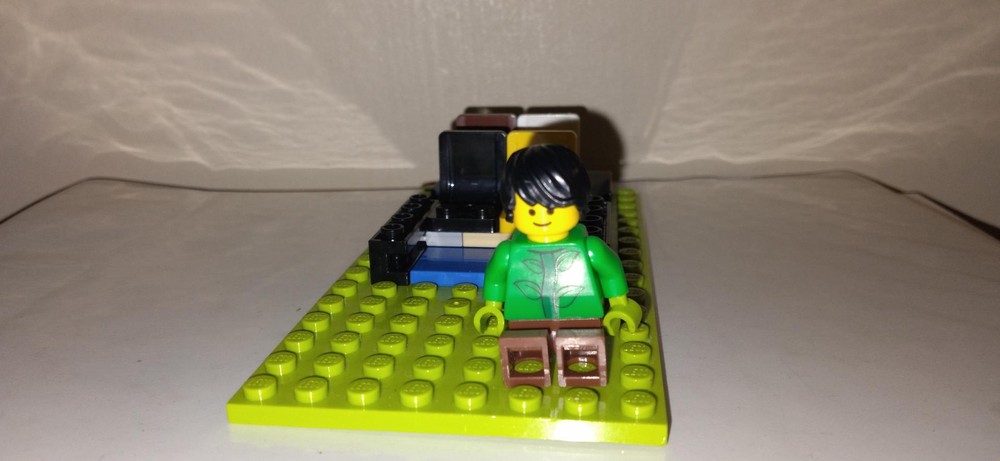 LEGO MOC 2nd and 3rd row transforming seats prototypes by BananaBass ...