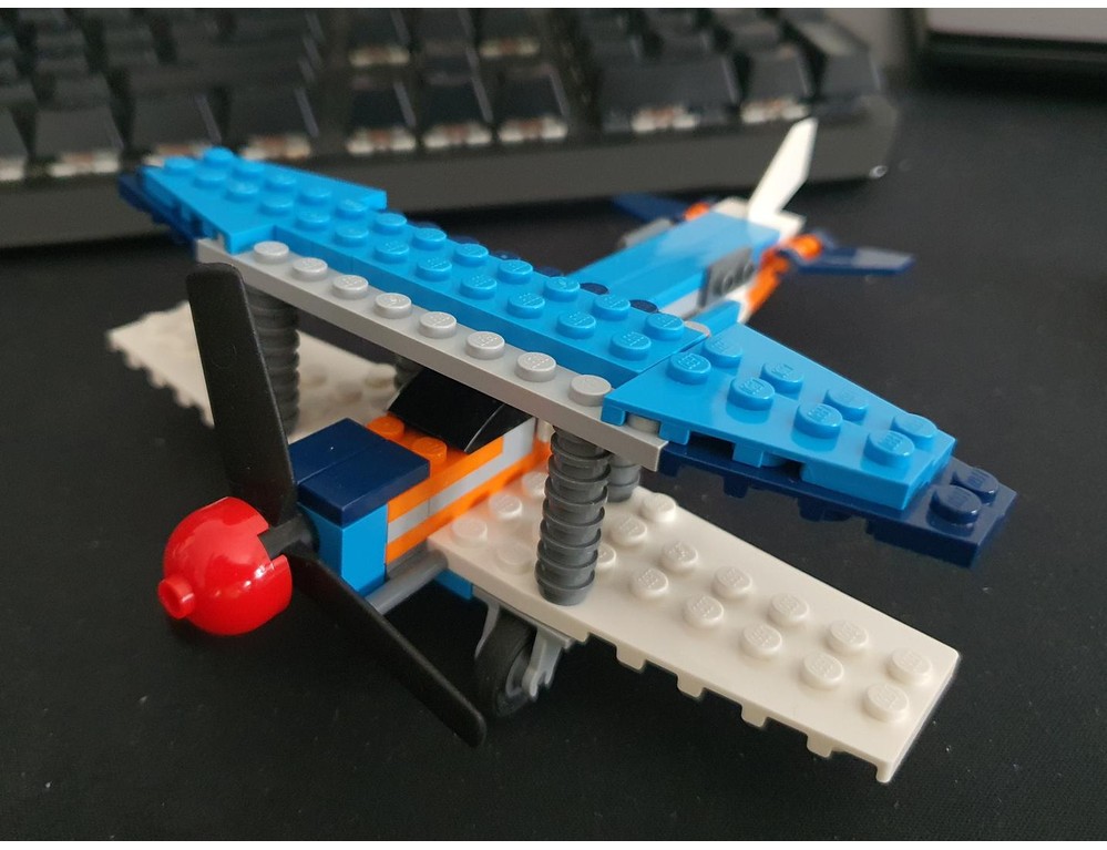 LEGO MOC Biplane by Nyangire | Rebrickable - Build with LEGO