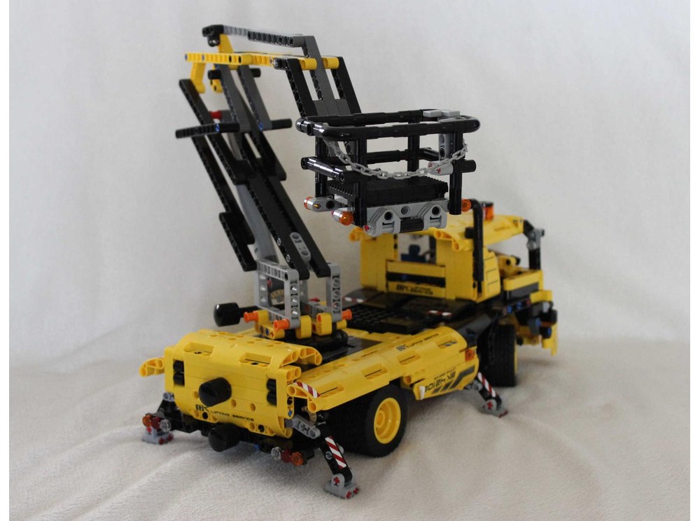 Lego Moc Truck With Lifting Platform Alternative 42108 By Omanb571