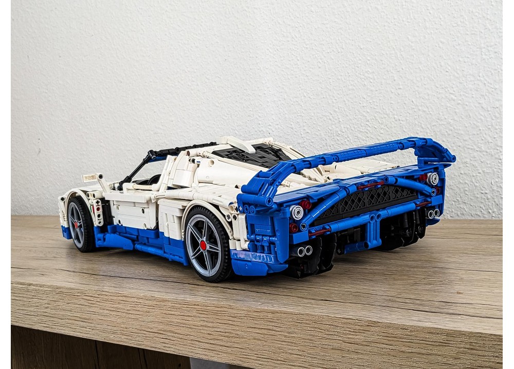 LEGO MOC Maserati MC12 1:10 by FrizzlesTechnicMotors | Rebrickable ...
