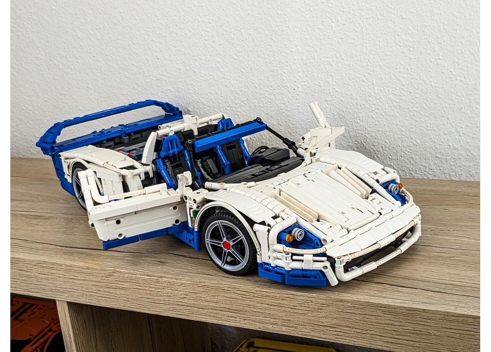 LEGO MOC Maserati MC12 1:10 by FrizzlesTechnicMotors | Rebrickable ...