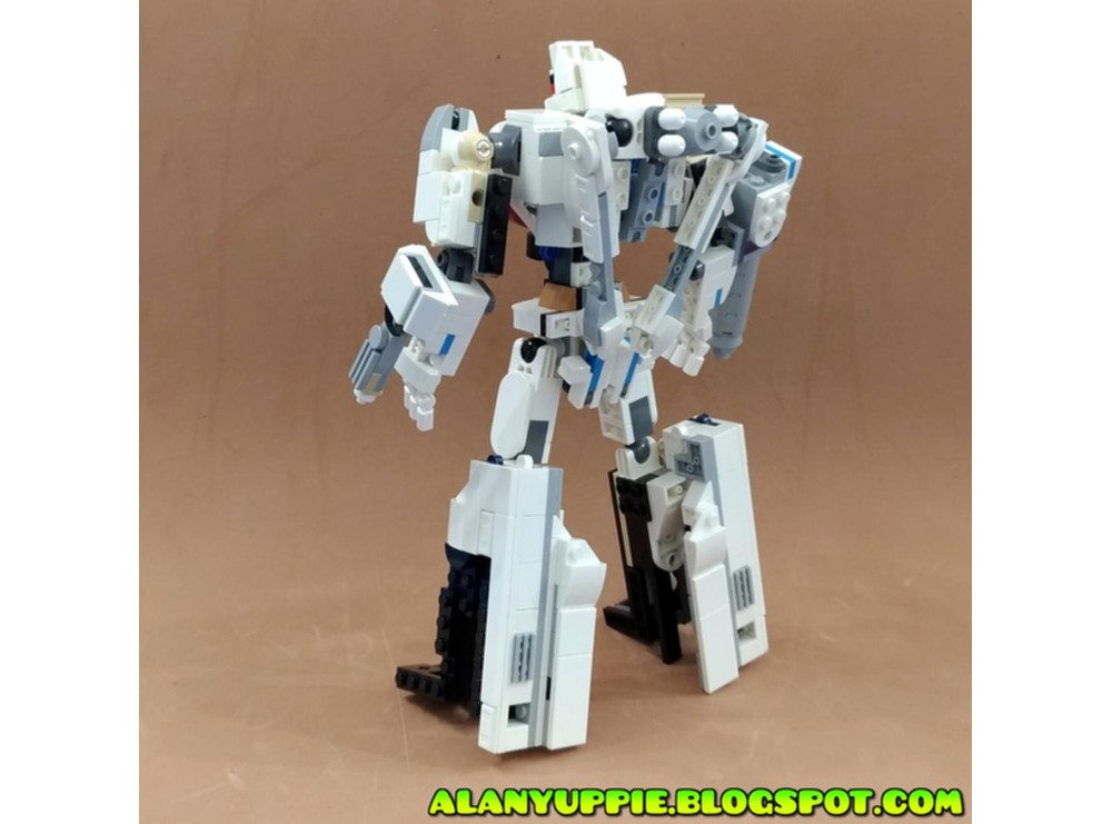 Lego Moc Megatron Transformers One Using Lego Set 31152 By Alanyuppie