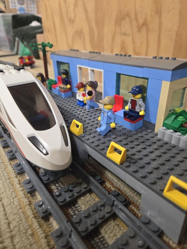 LEGO MOC train station by lego Emmet 4 real | Rebrickable - Build with LEGO