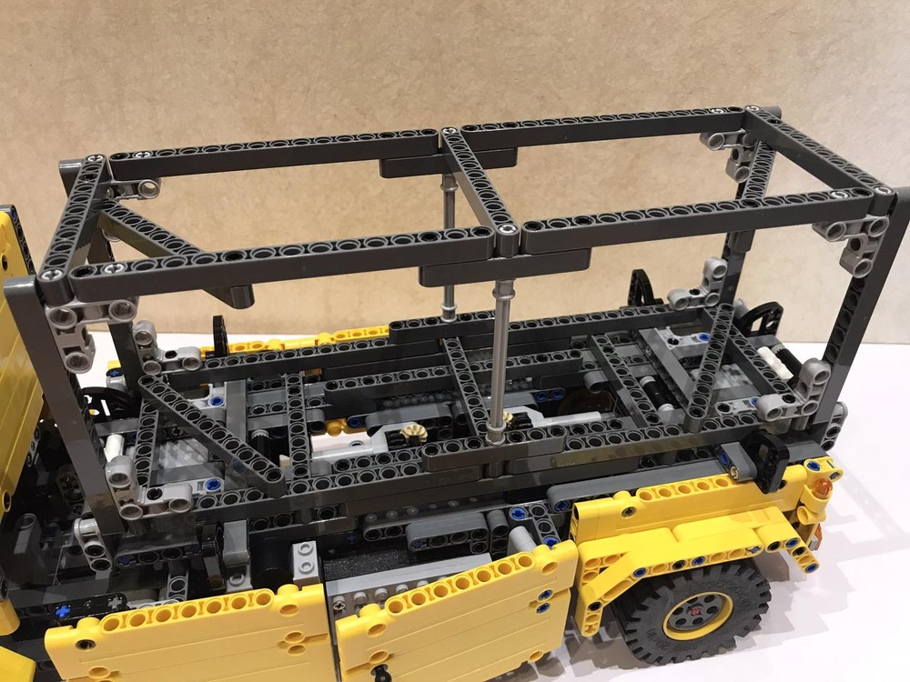 LEGO MOC MOC - RC container truck by Hinnerk | Rebrickable - Build with ...
