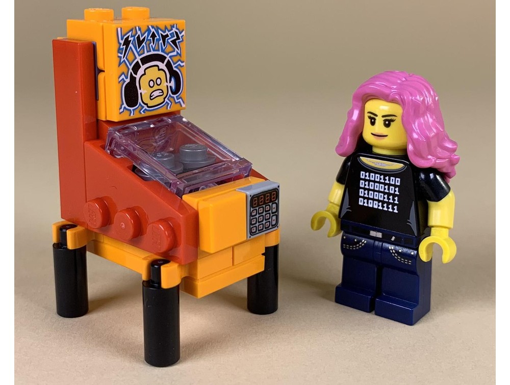 Lego Moc Pinball Machine By M1ndxbend3r Rebrickable Build With Lego