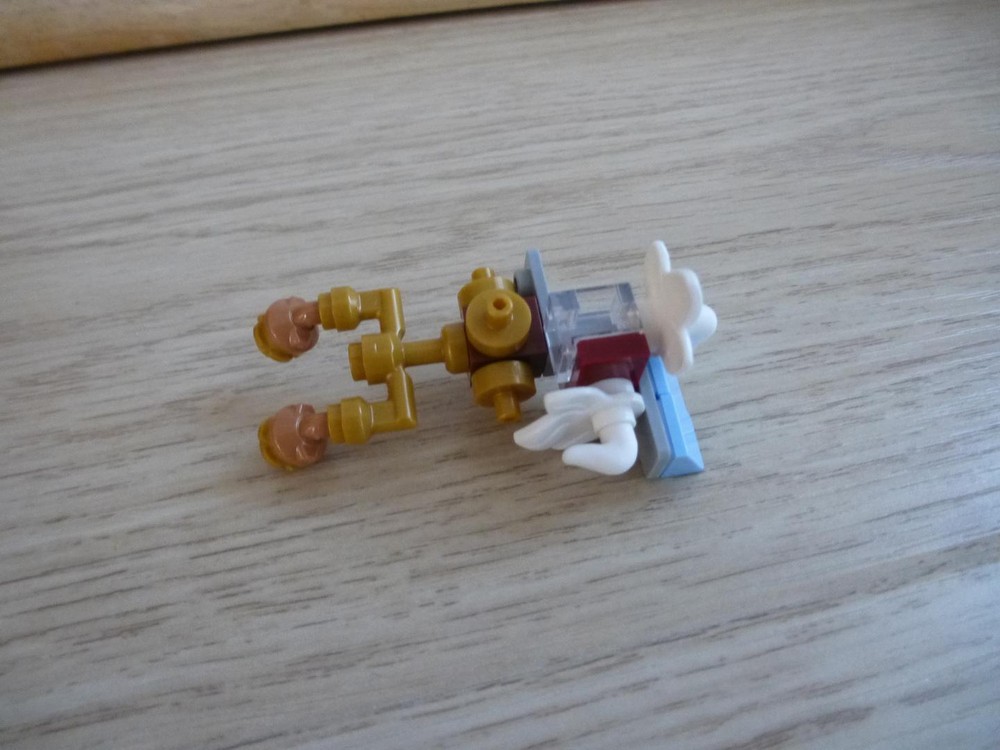 LEGO MOC Hogwarts' weird vacuum cleaner by CornierJungle | Rebrickable ...