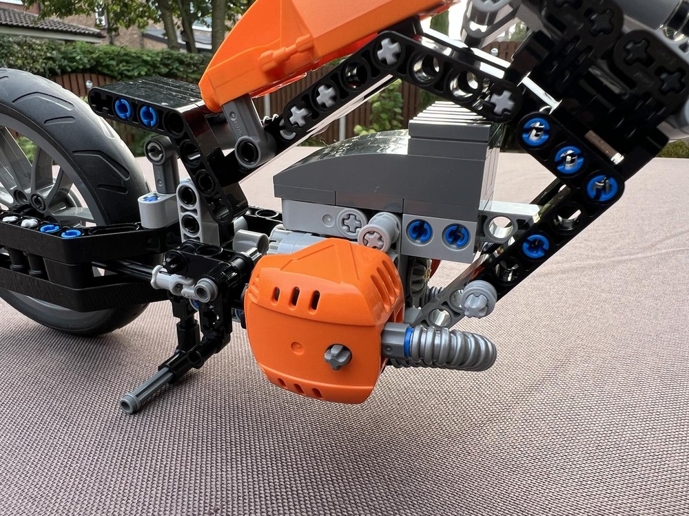 LEGO MOC Long-Fork Chopper by s90sml | Rebrickable - Build with LEGO