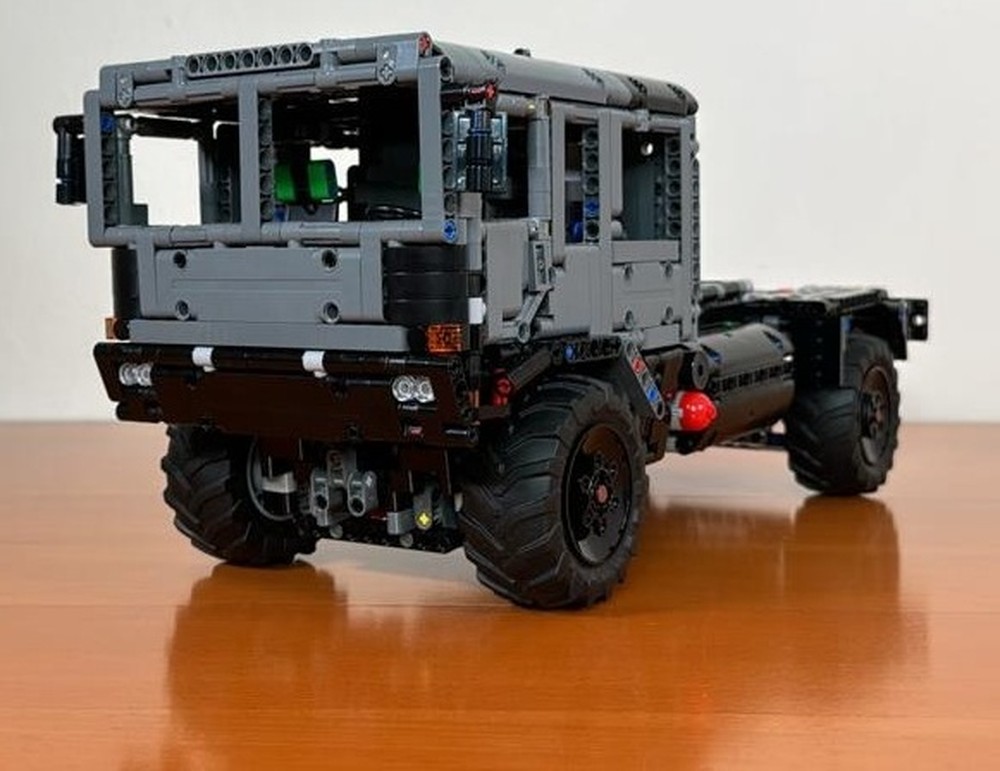 LEGO MOC-195038 MAN HX60 by Building with bricks | Rebrickable - Build ...